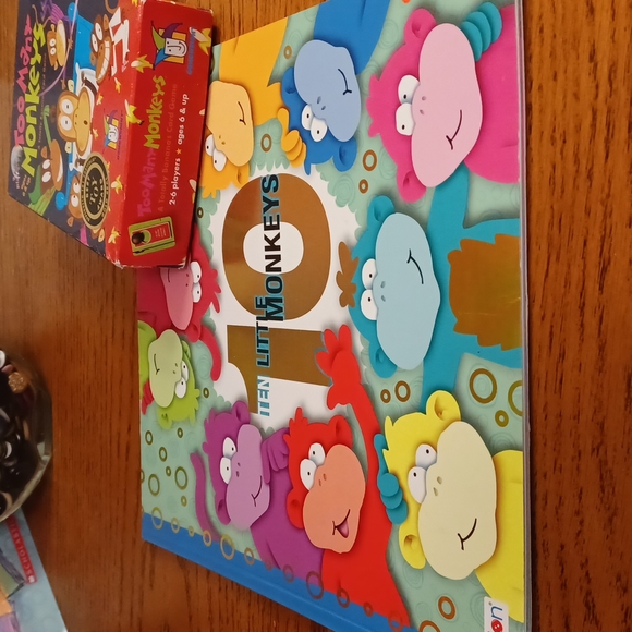 Scholastic | Toys | 5 Little Monkeys Booksgamehand Puppet | Poshmark